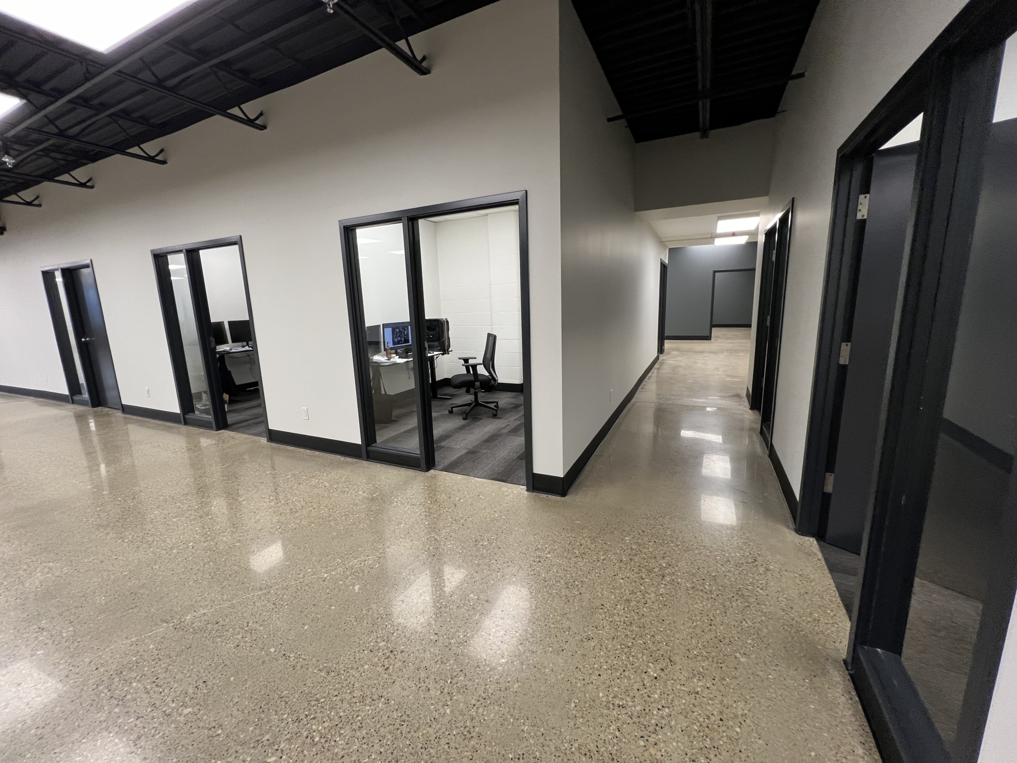Concrete Resources - Edmonton, AB - Concrete Polishing/Coatings